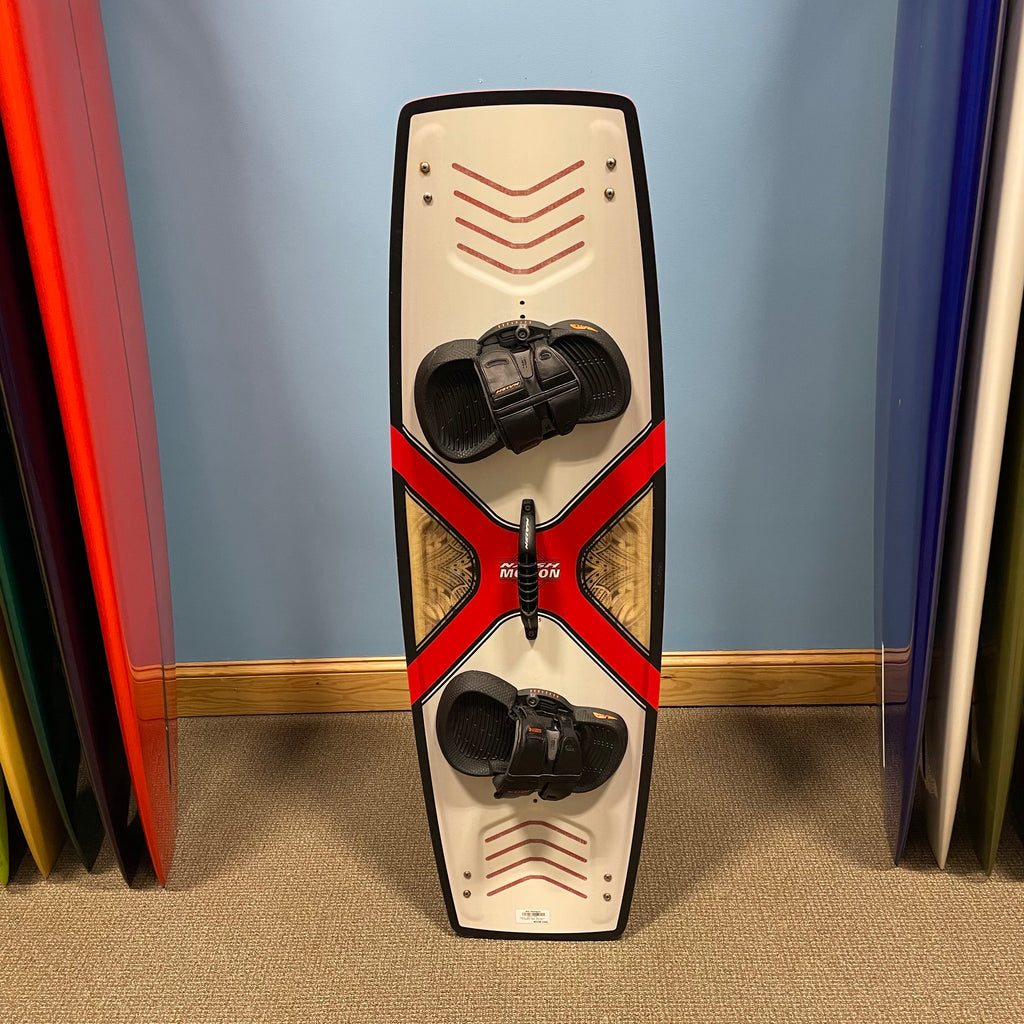 USED 2022 Naish S26 Motion Kiteboard-138cm w/Straps — REAL Watersports