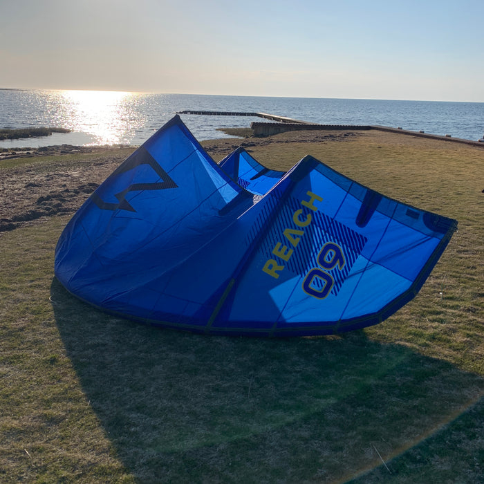 USED 2022 North Reach Kite-9m-Pacific Blue — REAL Watersports