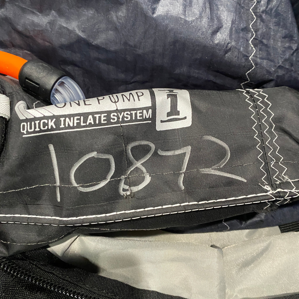 USED Slingshot Ghost V2 Kite-2.5m-Blue — REAL Watersports