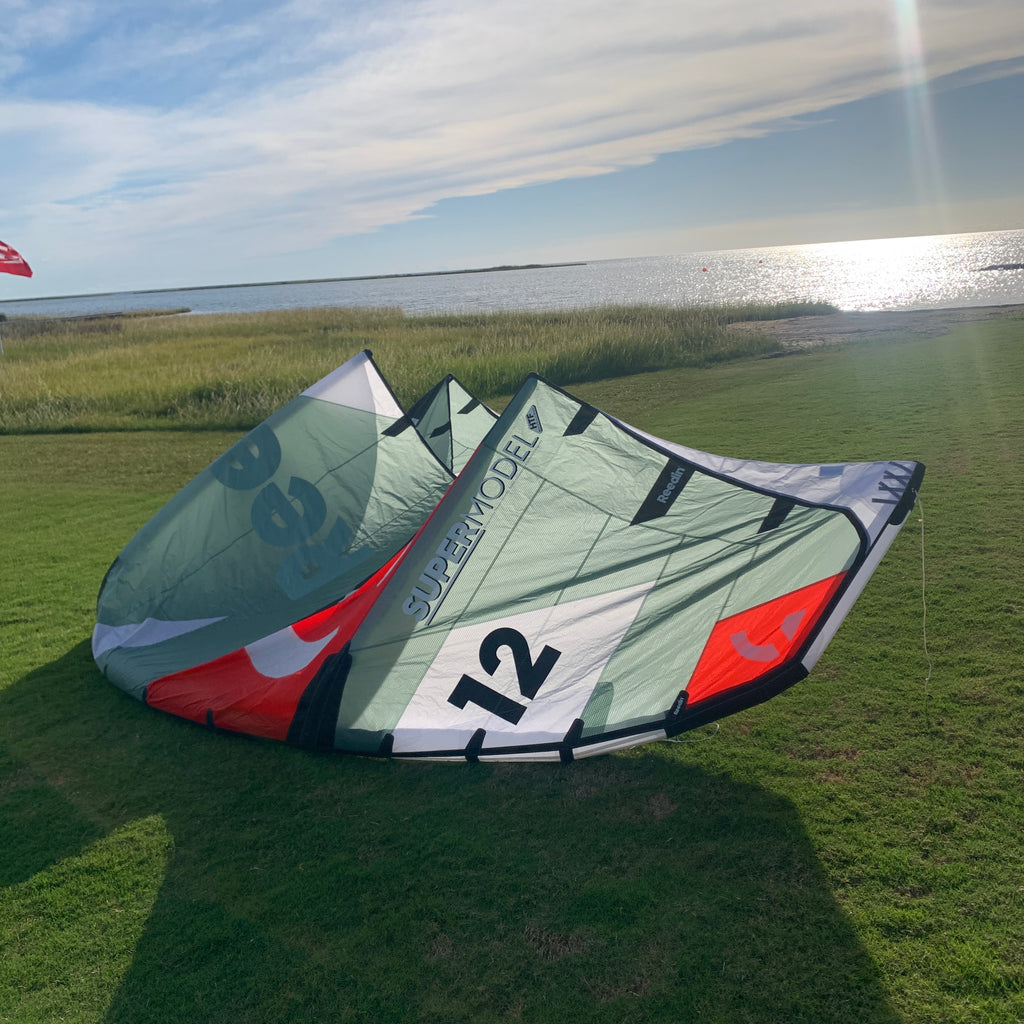 USED Reedin SuperModel HTF Kite-Lunar Rock-12m — REAL Watersports